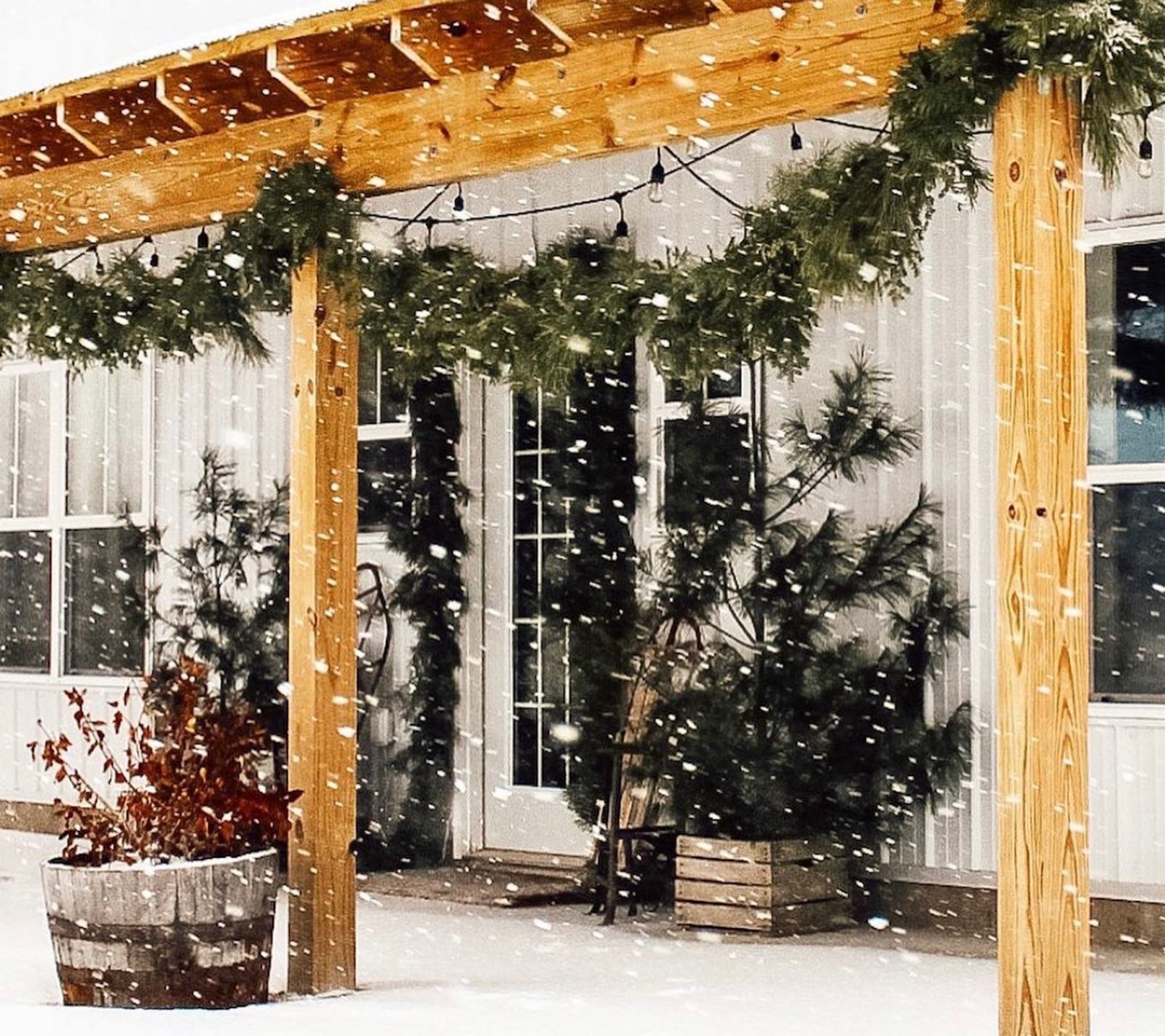 How To Make Fresh Christmas Garland - Fletcher Creek Cottage