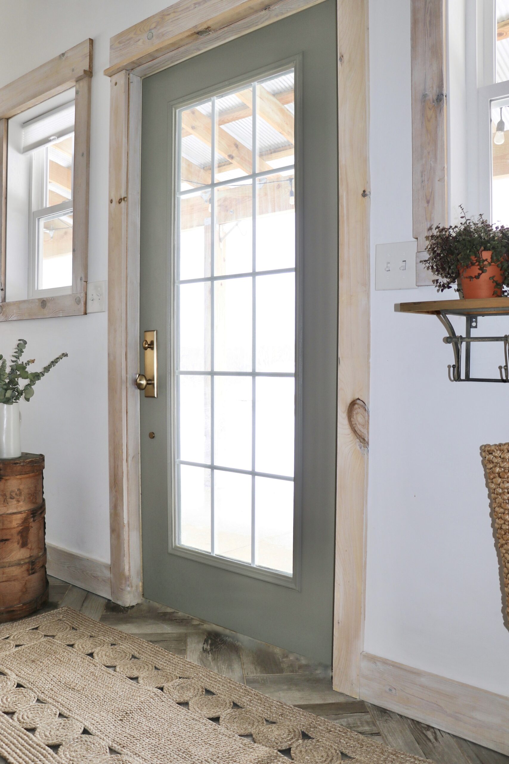 Simple Front Door Refresh - Fletcher Creek Cottage